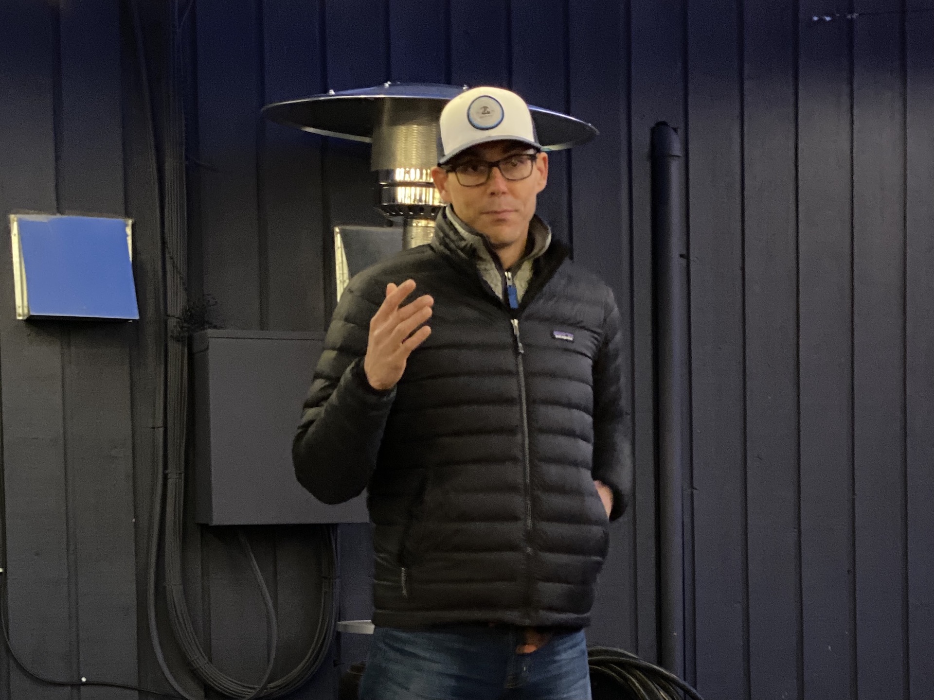 Rivian-CEO RJ Scaringe vergleicht den R1T mit Rocky-Road-EiscremeRivian ...